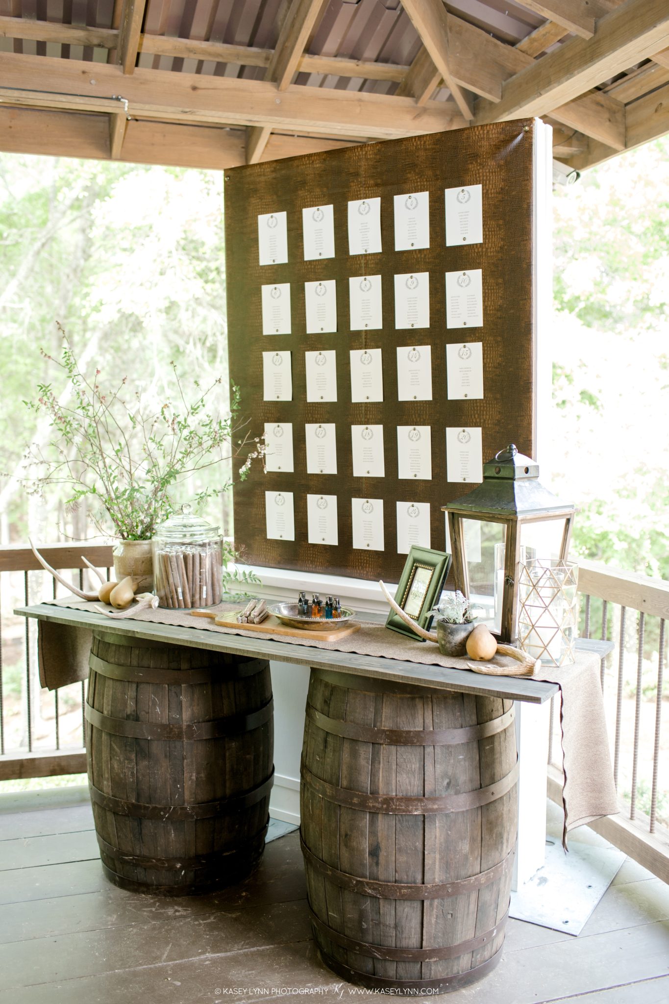 How to Elevate your Reception with Love Birds & Co.